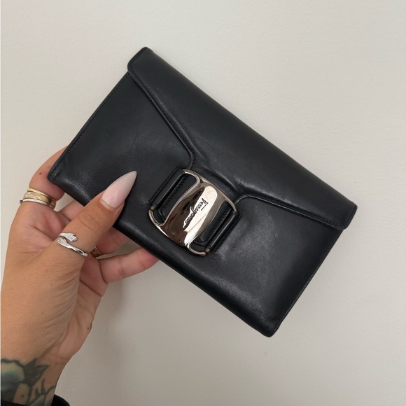 Salvatore Ferragamo | Bags | Low Start Vintage Salvatore Ferragamo ...